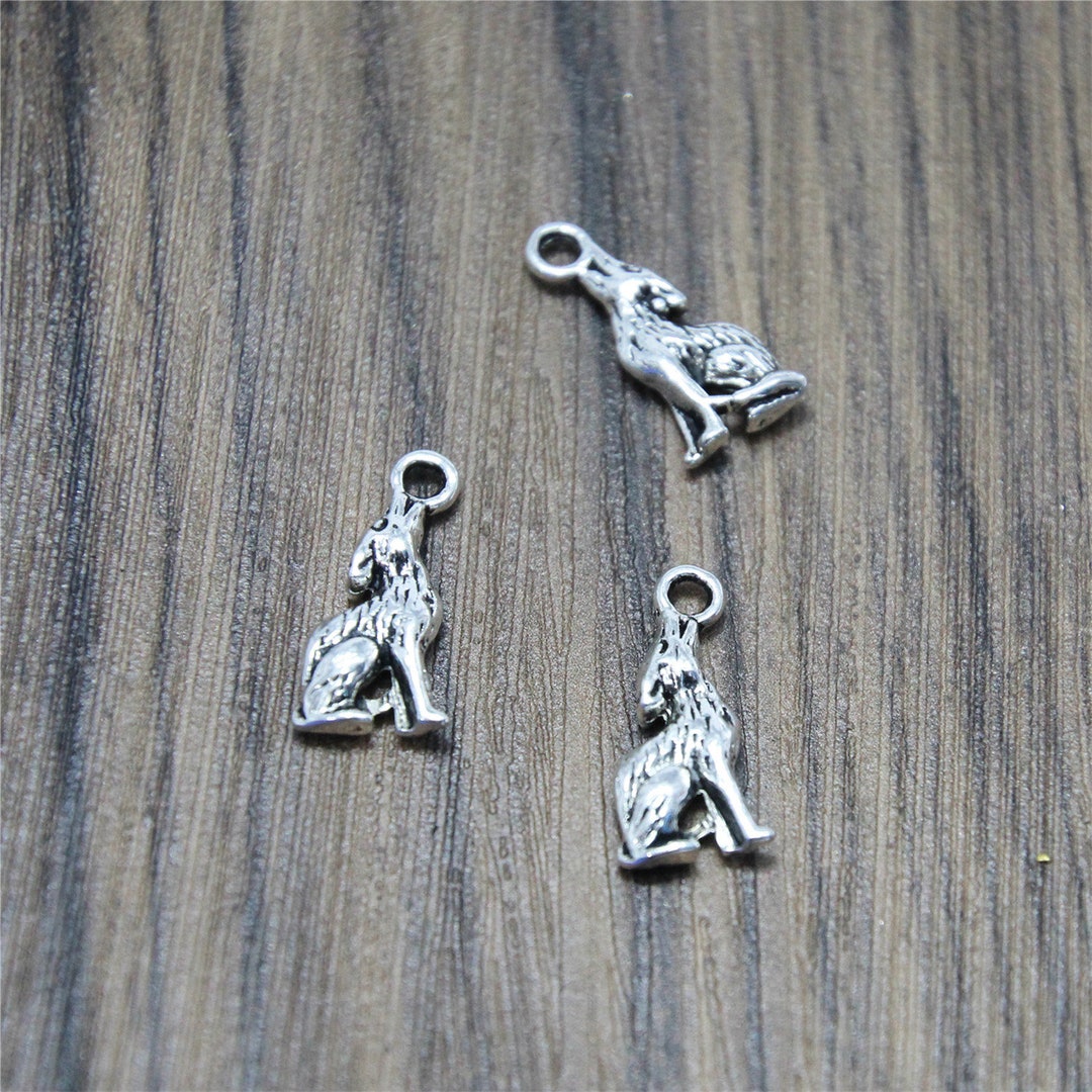 20 Silver Tone Howling Wolf Charms: 3D Pendants (21x10x3mm) - Etsy