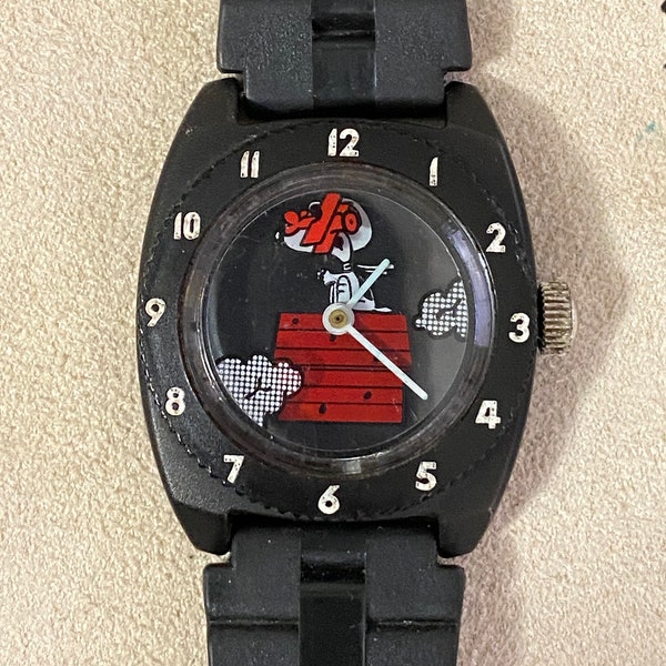 Snoopy Vintage Watch - Etsy
