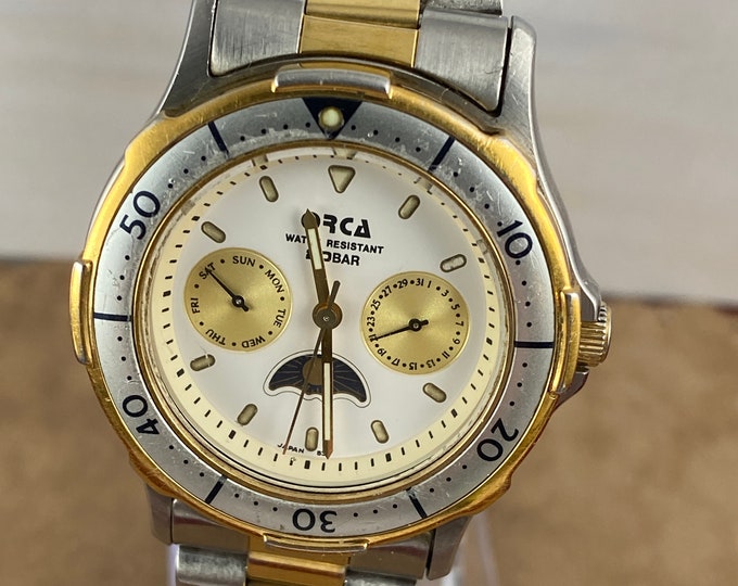 Vintage Original Maruman Orca Moonphase Day Date Quartz Watch OR37 ...