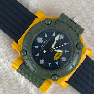 Vintage Rare Casio Pathfinder MW-43 Watch, Army Green and Yellow - Etsy