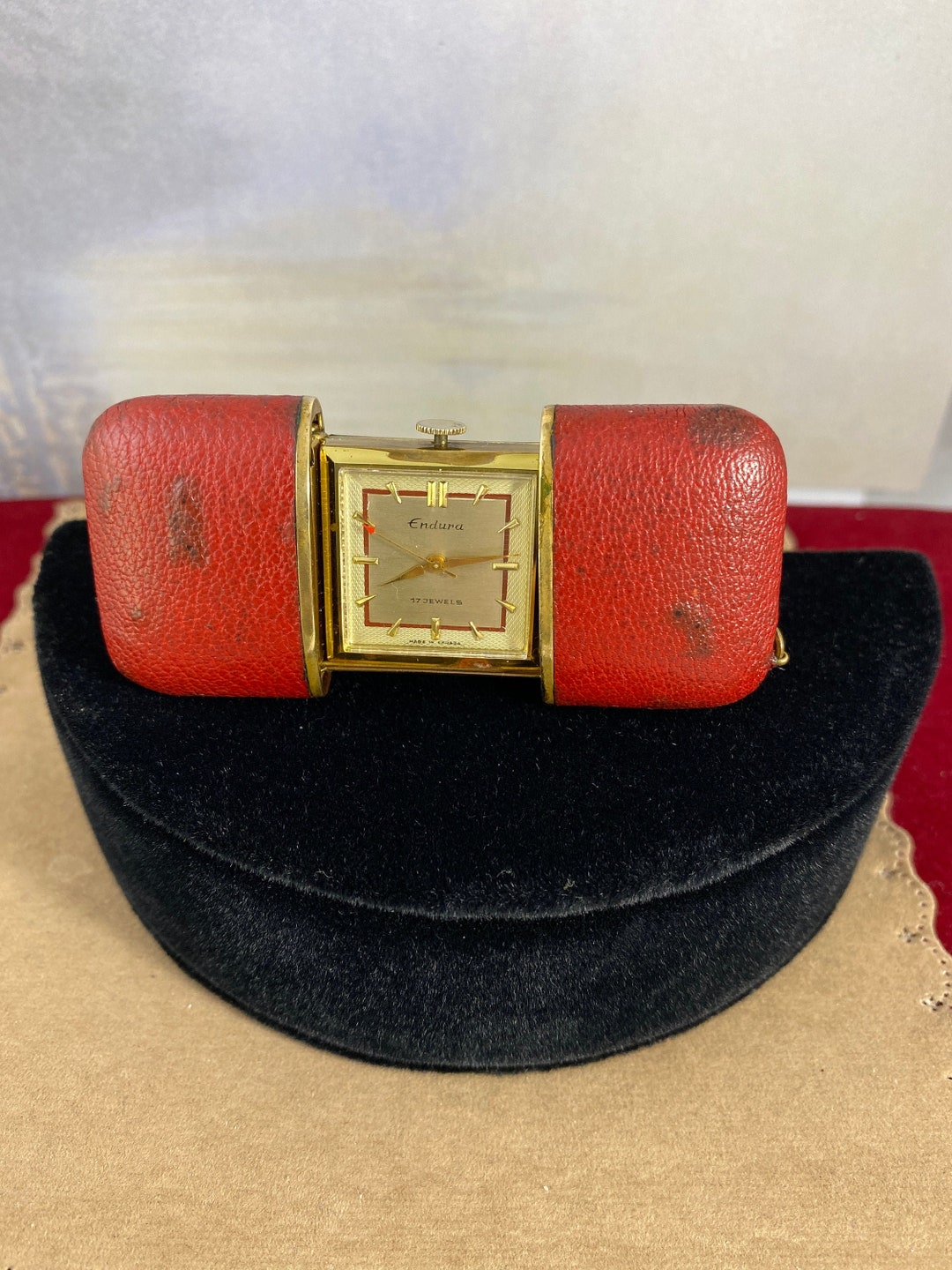 Vintage 1950s Endura Purse Watch: Red Lizard Skin Leather, 17 Jewel - Etsy