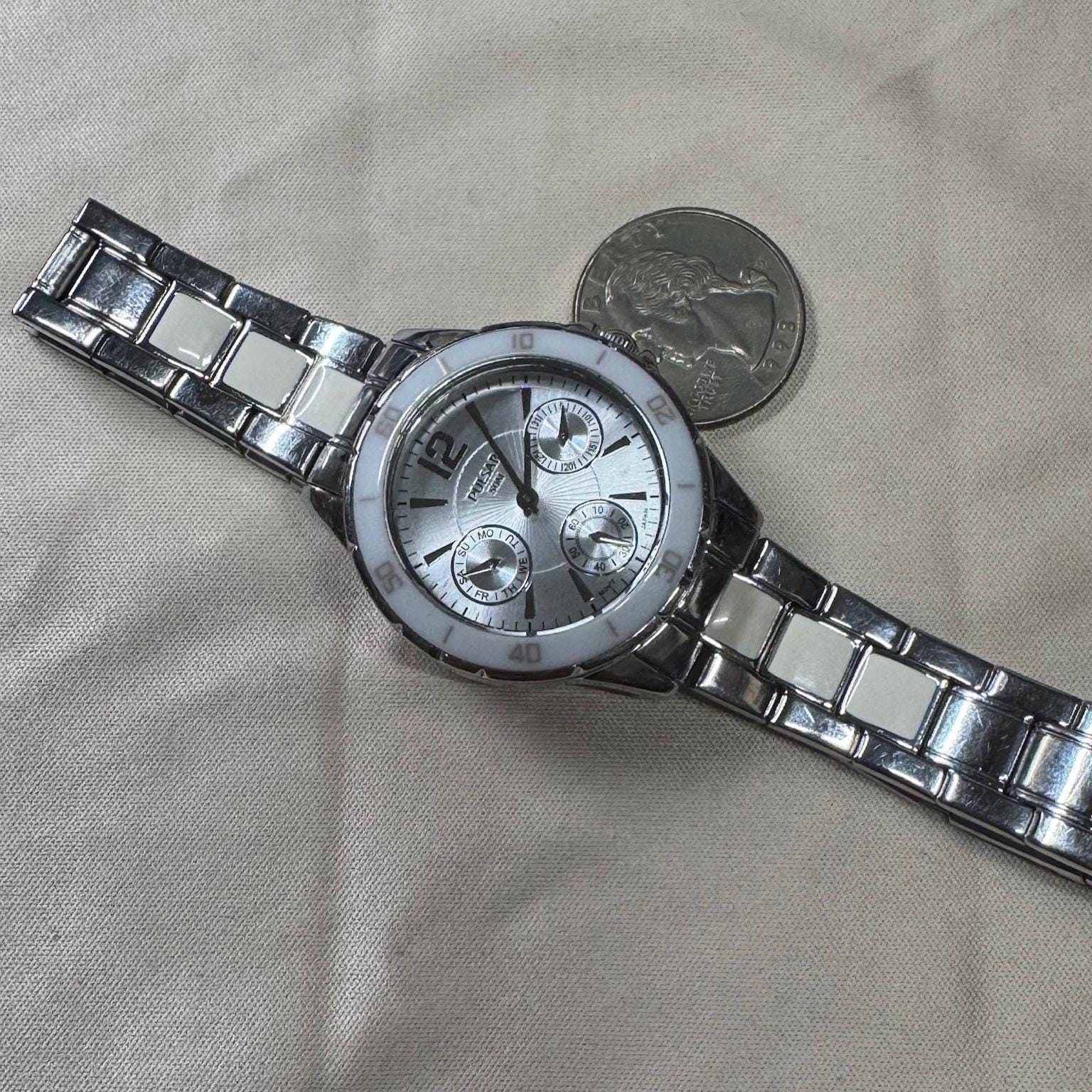 Vintage Pulsar Day-date Quartz Watch: Stainless Steel & White Enamel - Etsy