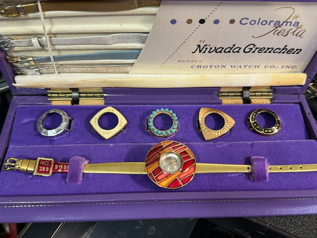 Vintage Nivada Croton Watch Set: Gold Plated Bezels & Straps - Etsy