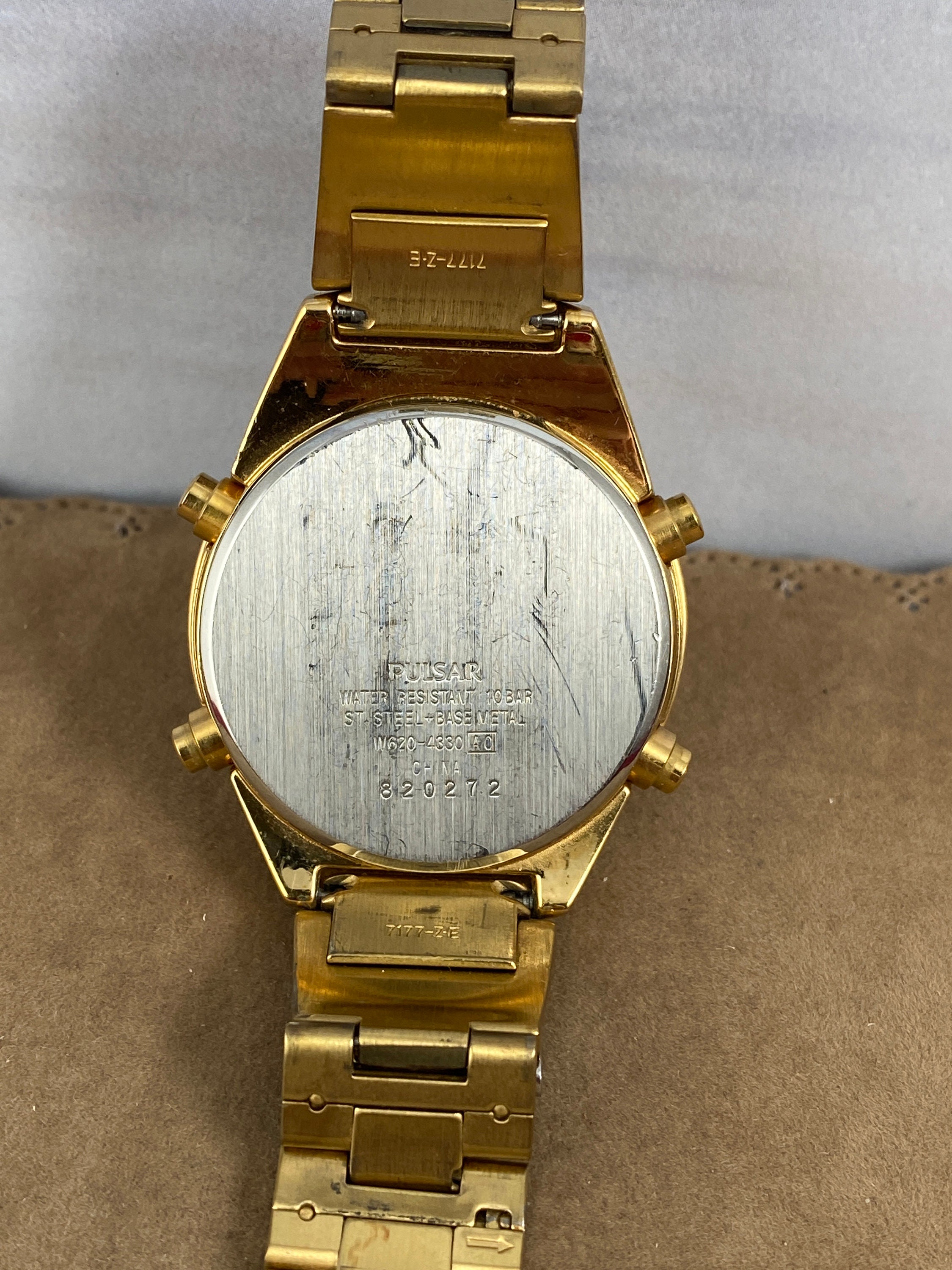 Vintage Pulsar Spoon Spoon Watch Gold and Red Face New Battery - Etsy