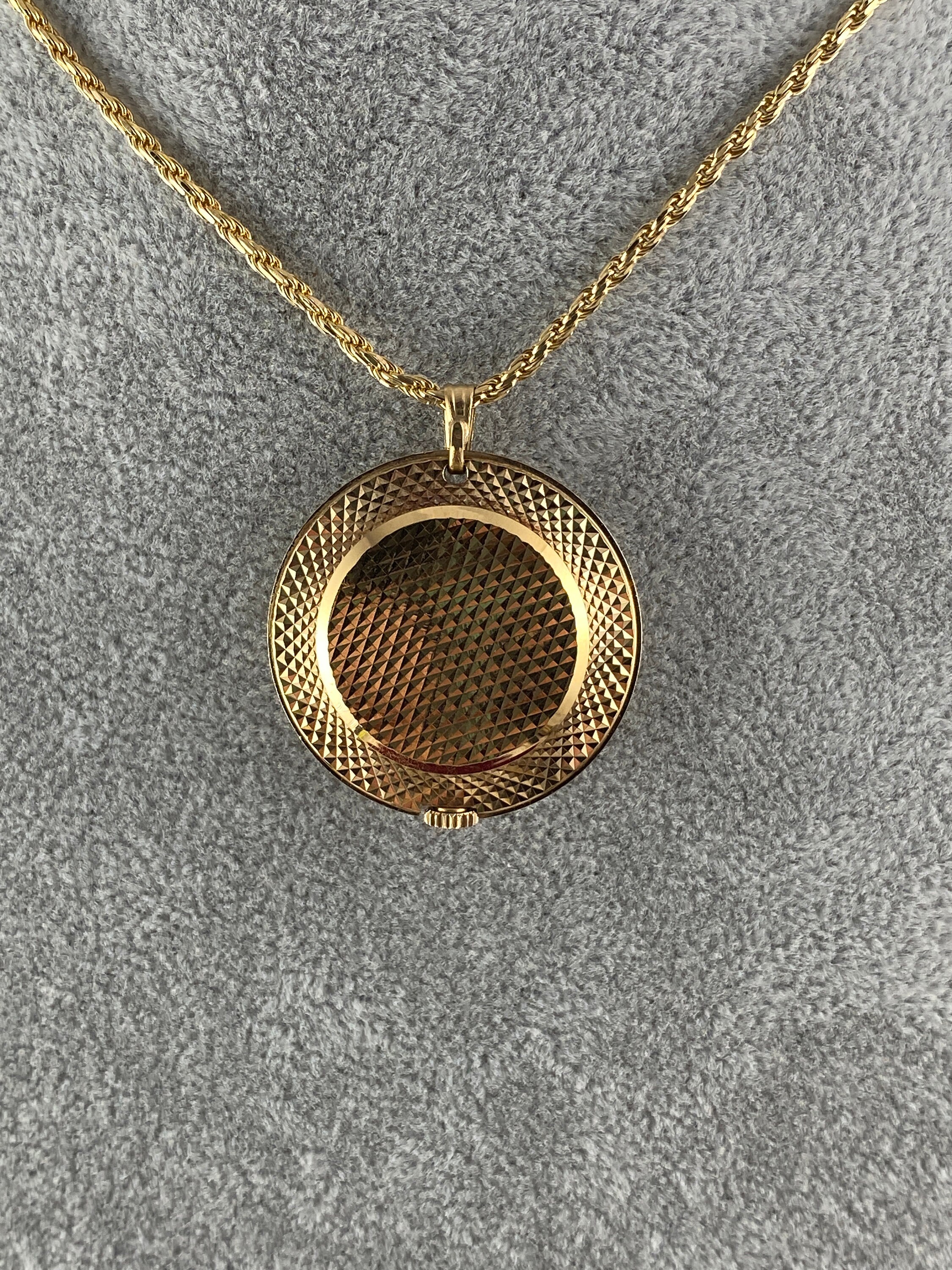 Vintage Bulova Pendant Watch 11/8 Inch in Diameter With - Etsy