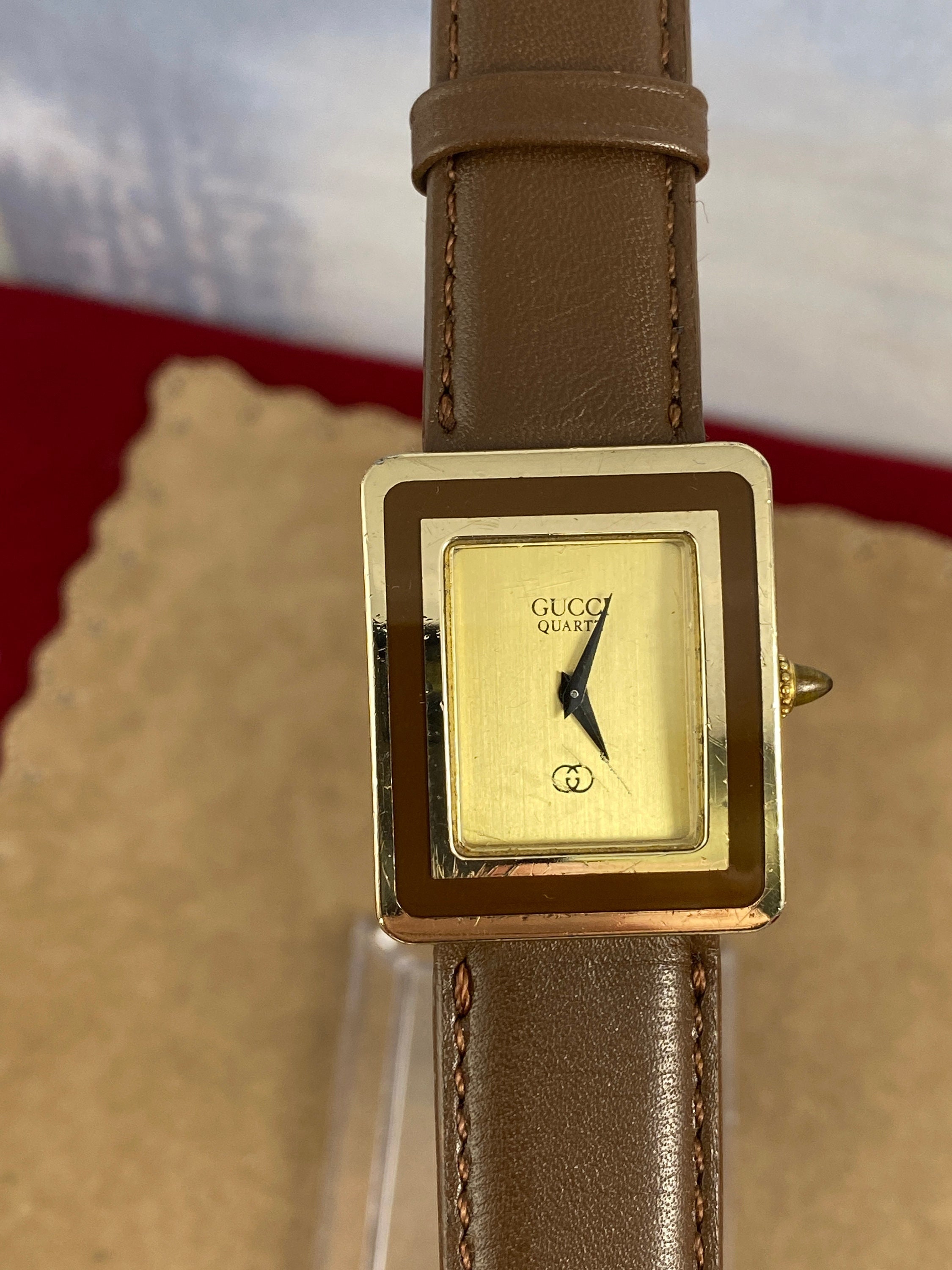 Vintage Original Rare 1970's Gucci Battery Powered Watch 925 Vintage Original Rare 1970's Gucci Battery Powered Watch 925