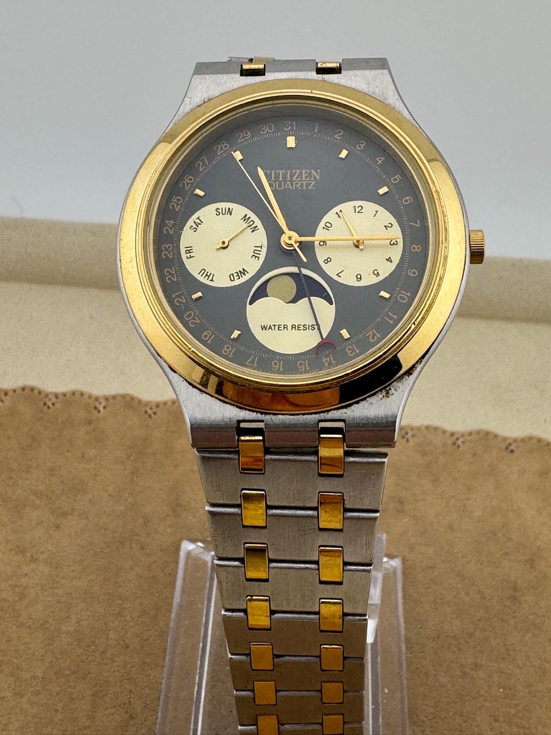 Vintage Citizen Moon Phase Watch: Two-tone Stainless Steel & Gold - Etsy