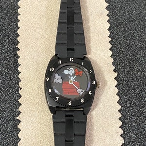 Vintage RARE Original Snoopy and the Red Barron Flying Ace Watch ...