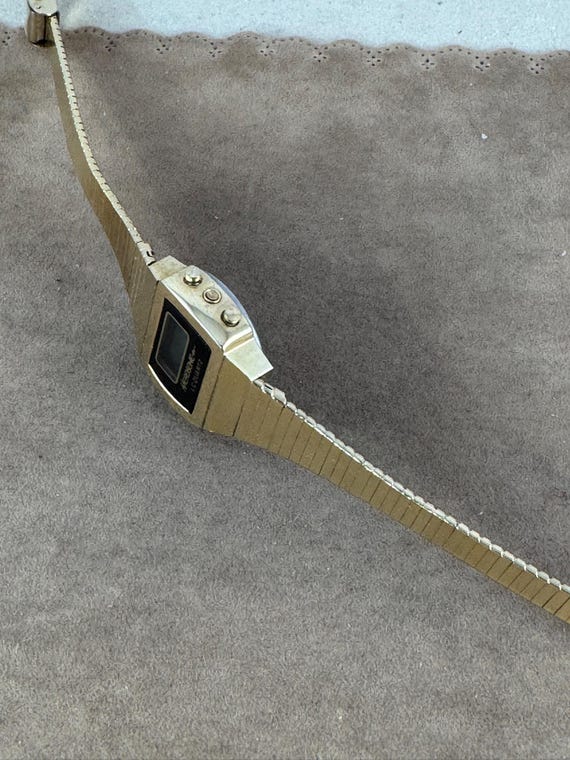 Microsonic LCD watch from the 1970's in 10K Rolled Go… - Gem