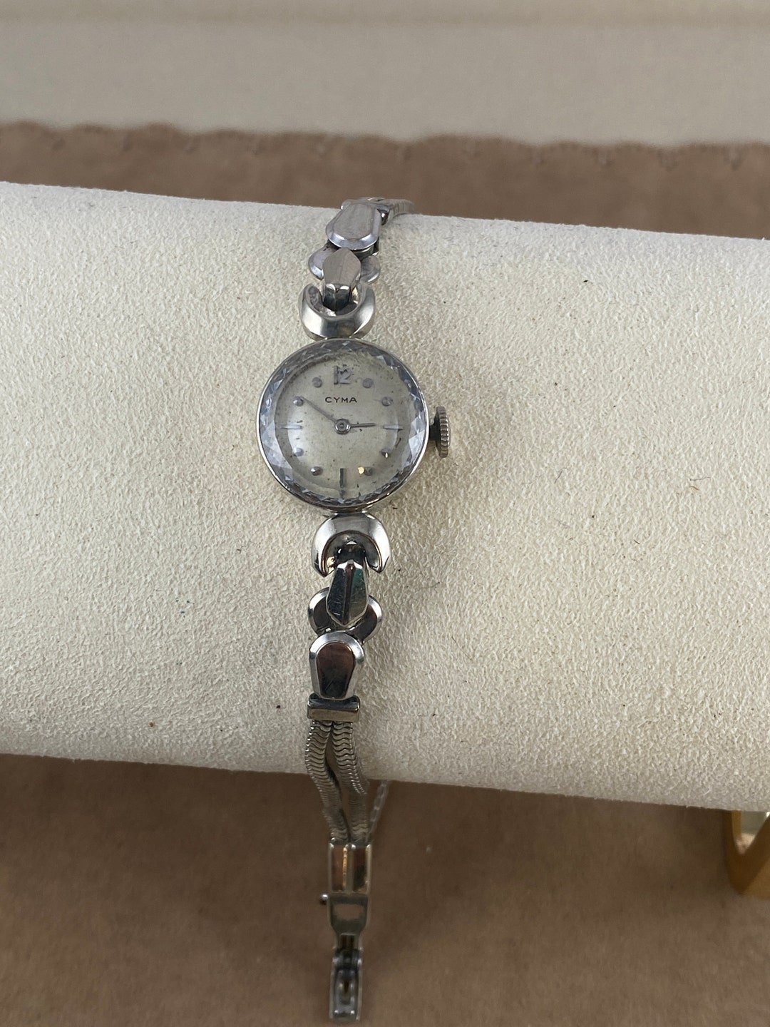 Vintage CYMA Swiss Solid 14 Karat White Gold Mid Century Watch Strap 6. ...