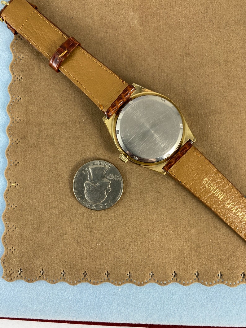 Vintage Classic Helbros Quartz Watch 7 Jewel Movement - Etsy