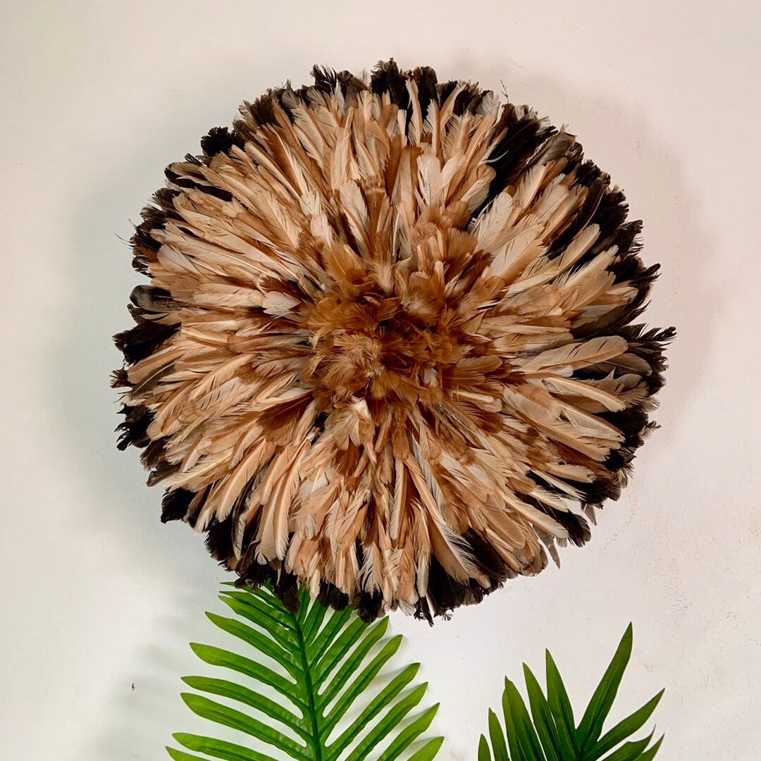 Juju Hat Tan Feather Wall Decor | Beige Farmhouse Wall Hanging Art ...