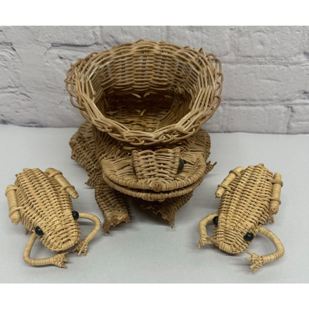Vtg Wicker Frog Basket W Baby Frogs Marble Eyes Trash Can Waste Basket ...