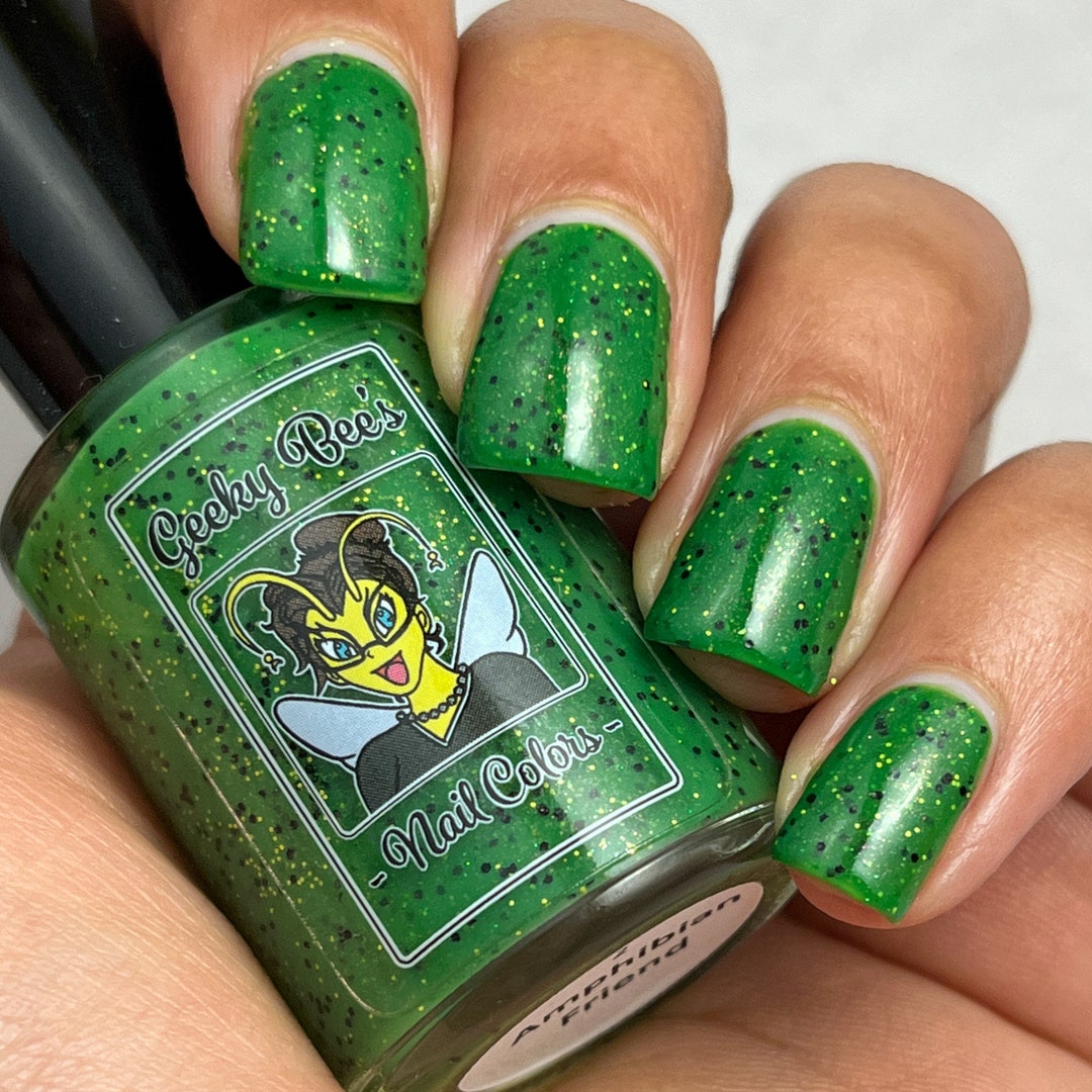 Amphibian Friend | PLUS ULTRA! 2 | Green Crelly Black Glitter 5-free ...