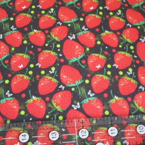 Strawberry Cotton Fabric-very Strawberry Allover Fabric-quilt Cotton ...