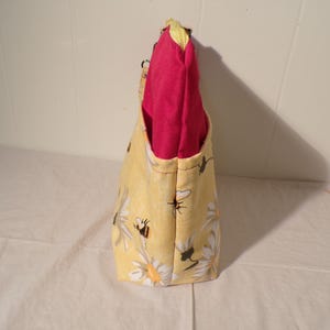 Yellow Bee Knitting Project Bag: Wristlet Zipper Pouch Bag - Etsy