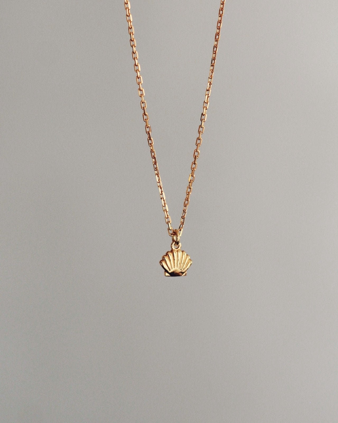 Seashell Necklace 18k Gold Vermeil Minimalist Necklace - Etsy