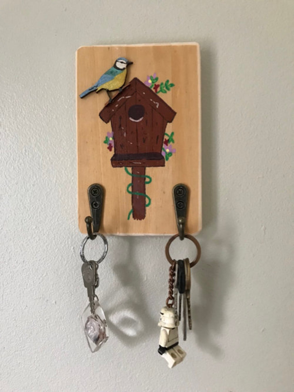 Hand Painted Bird Key Holder: Reclaimed Wood Wall Hooks. Garden Birds ...