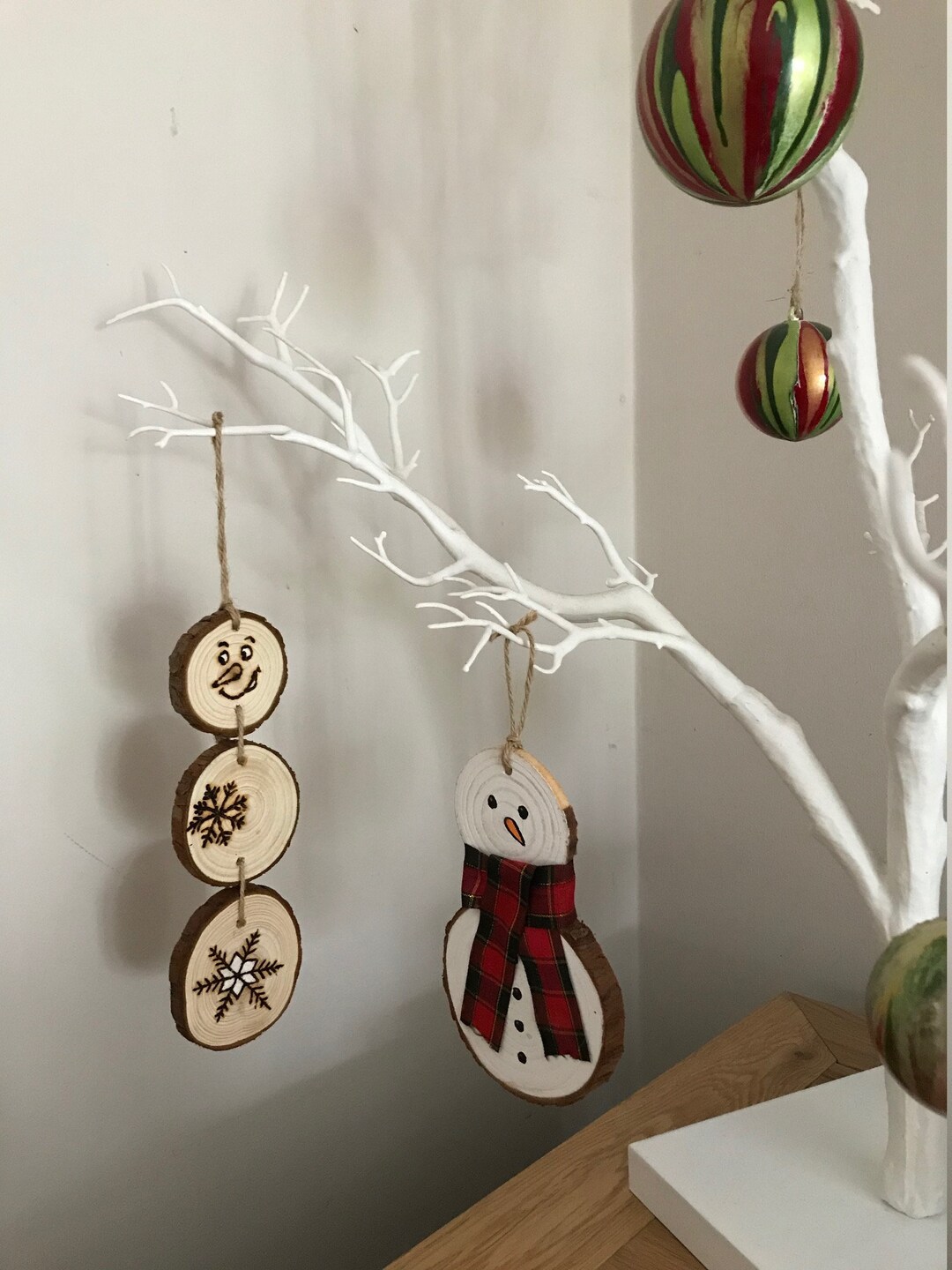 Christmas Pyrography & Painted Log Slices Set of 2 Christmas - Etsy UK