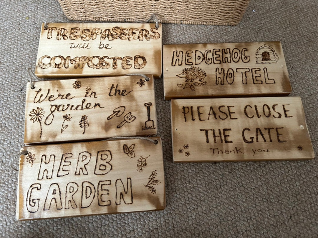 Novelty Wooden Garden Signs. Wood Scorched Hanging Signs. Stocking ...