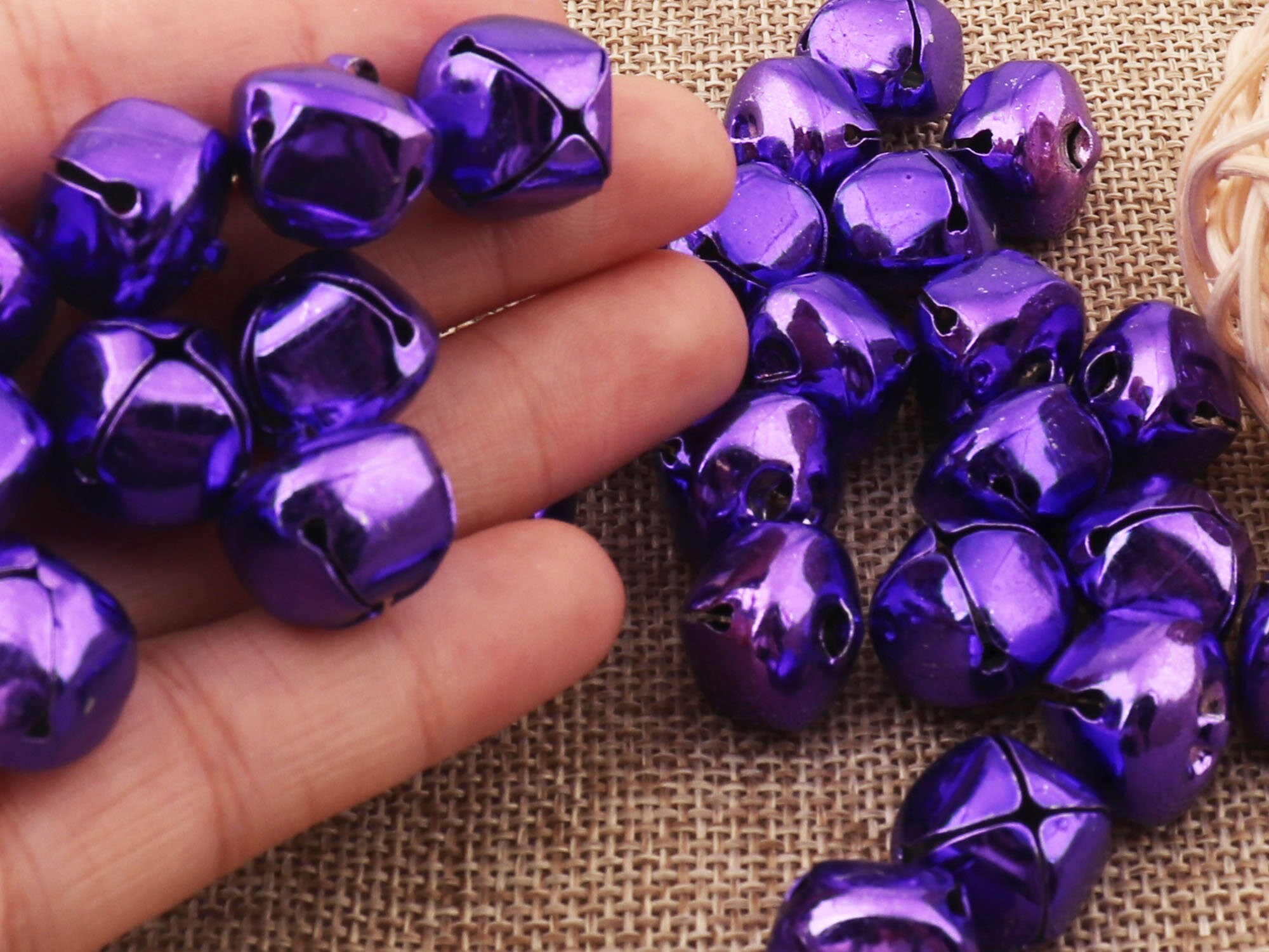20pcs Metal Purple Jingle Bells,christmas Bells Craft Bells,durable ...