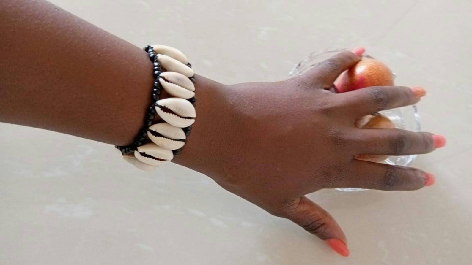 ON SALE Cowry Shell Bracelet Sea Shell Bracelet Cowrie Shell - Etsy