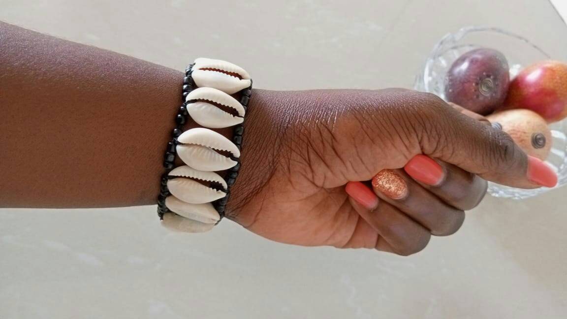 ON SALE Cowry Shell Bracelet Sea Shell Bracelet Cowrie Shell | Etsy