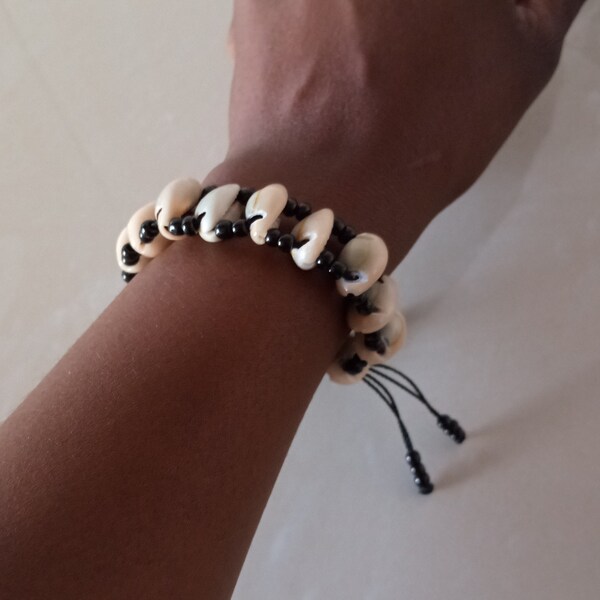 Shell Bracelet (You'll Love) - Etsy