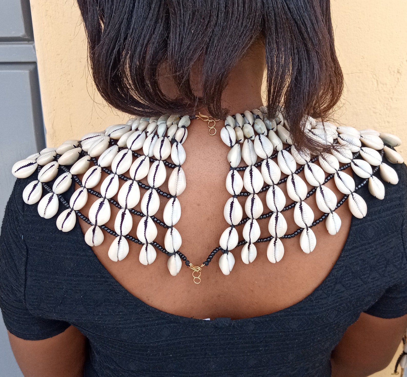 ON SALE Sea Shell Necklace Cowrie Shell Necklace Natural - Etsy