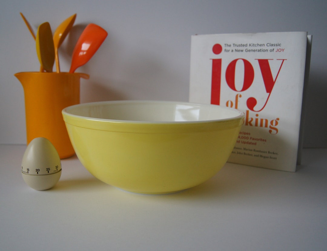 Vintage Yellow 404 - 4 QT Pyrex Mixing Bowl-pyrex Mixing Bowl-mcm Pyrex ...