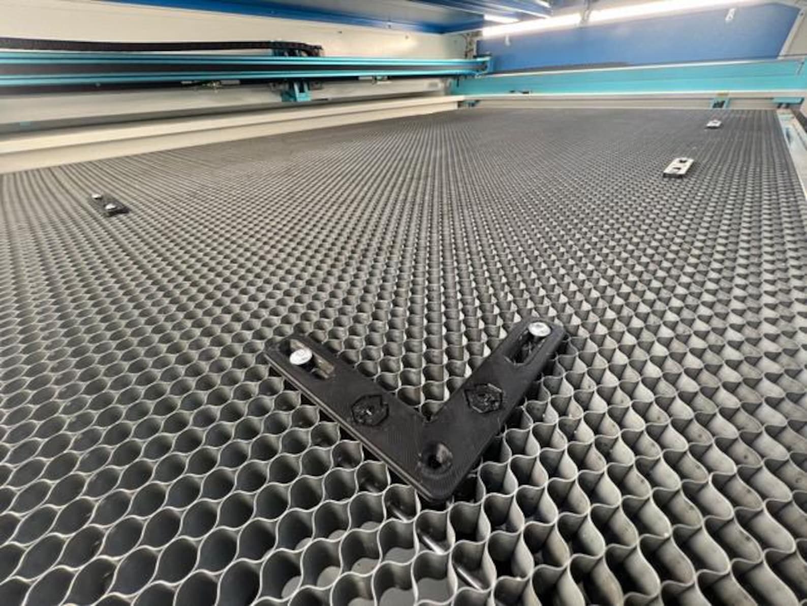 Laser Corner and Guide Rail. for Use With Any Honeycomb Laser Bed ...