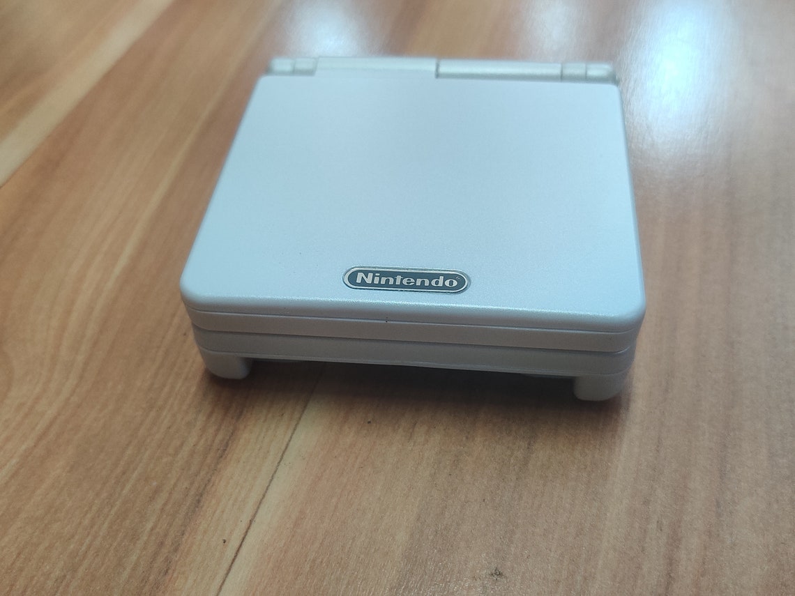 Gameboy Advance SP Solid White with white button Color AGS | Etsy