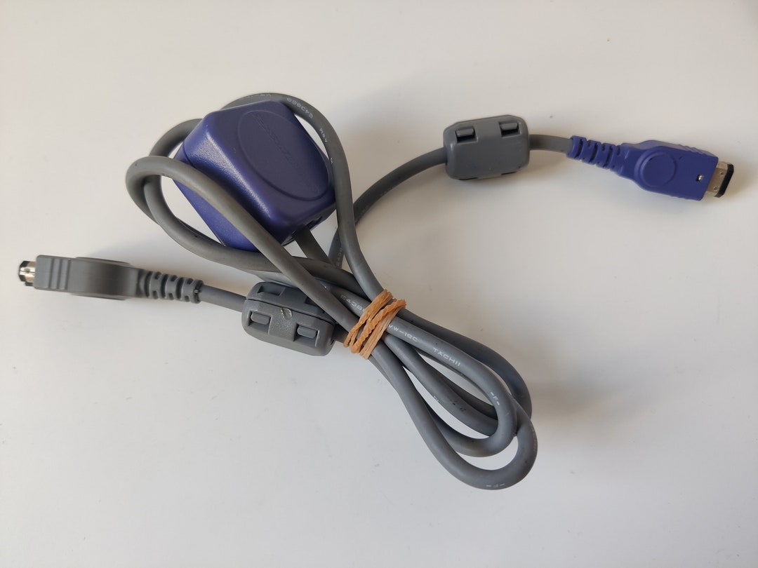 Authentic Nintendo Gameboy Advance Multiplayer Link Cable, Model AGB ...