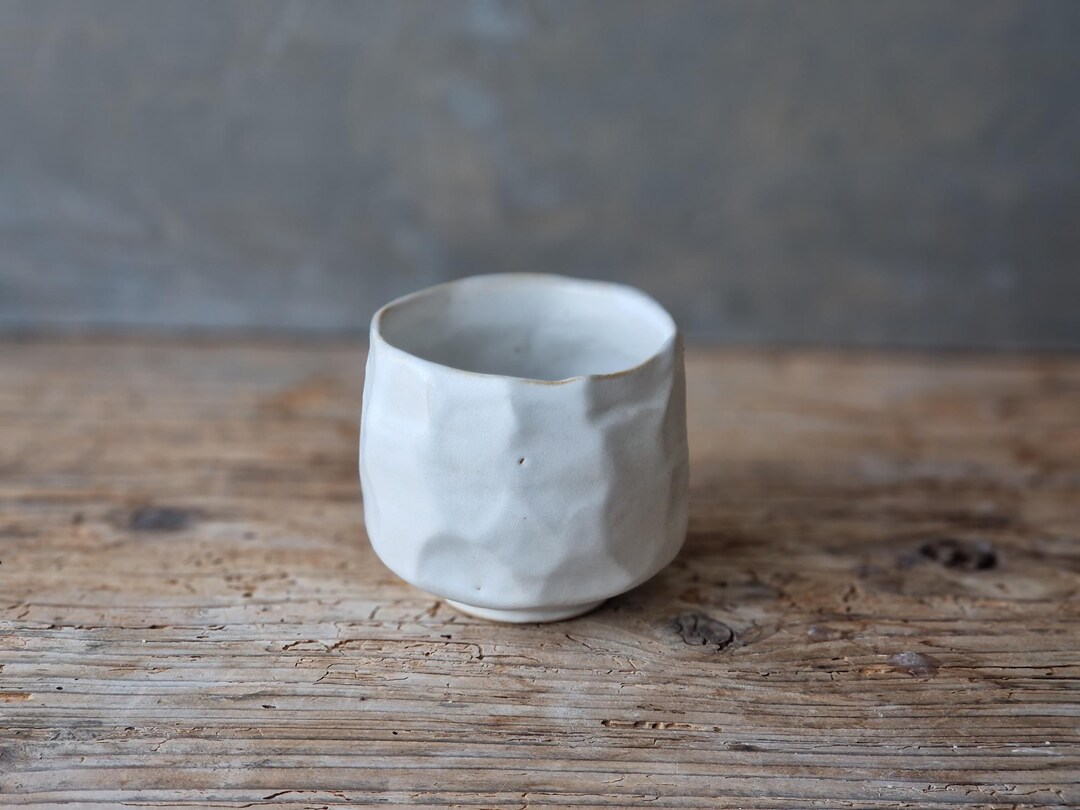 Kurinuki Cup Nr. 2, Yumoni Tea Cup, Japanese Tea Cup, White Ceramic ...
