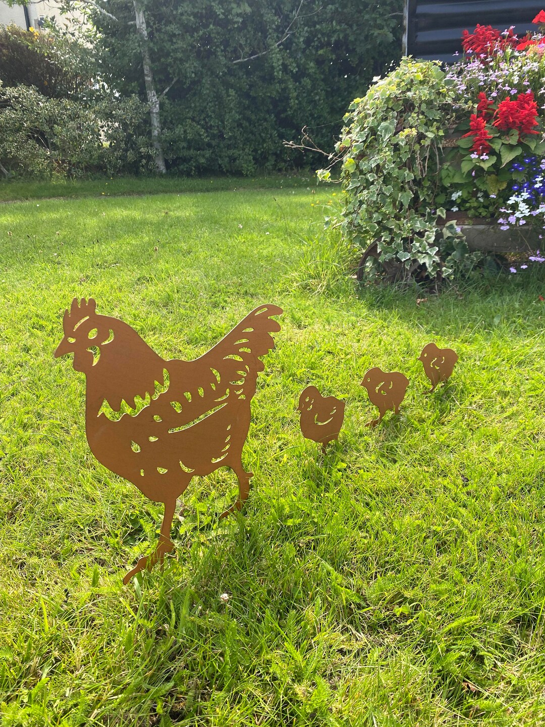 Sweet Hen and Chicks Metal Garden Art Stakes - Etsy