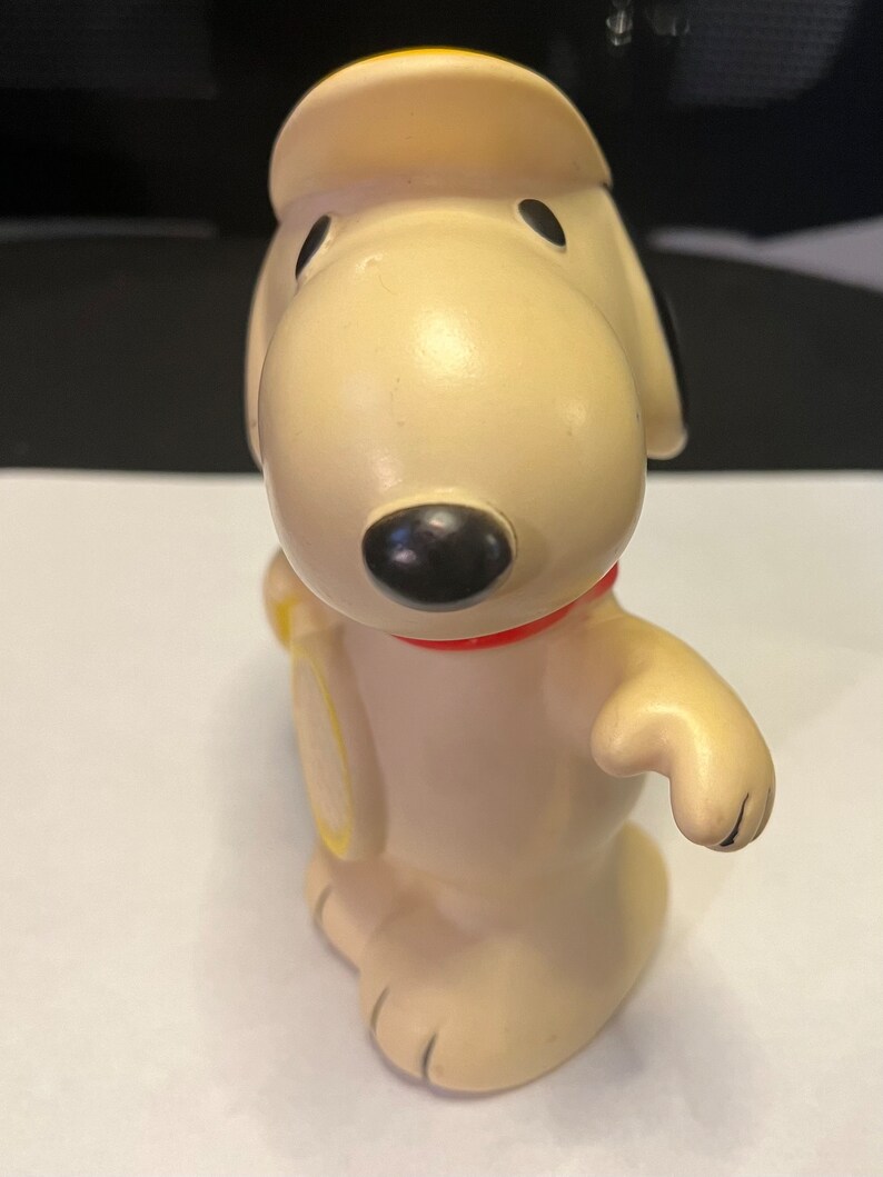 1966 Snoopy Playing Tennis Hard Plastic Coin Bank With Original Stopper ...