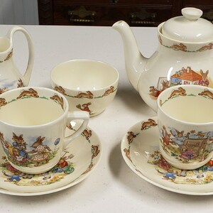 Vintage Bunnykins Royal Doulton 8 Piece Tea Set - FREE SHIPPING!! - Etsy