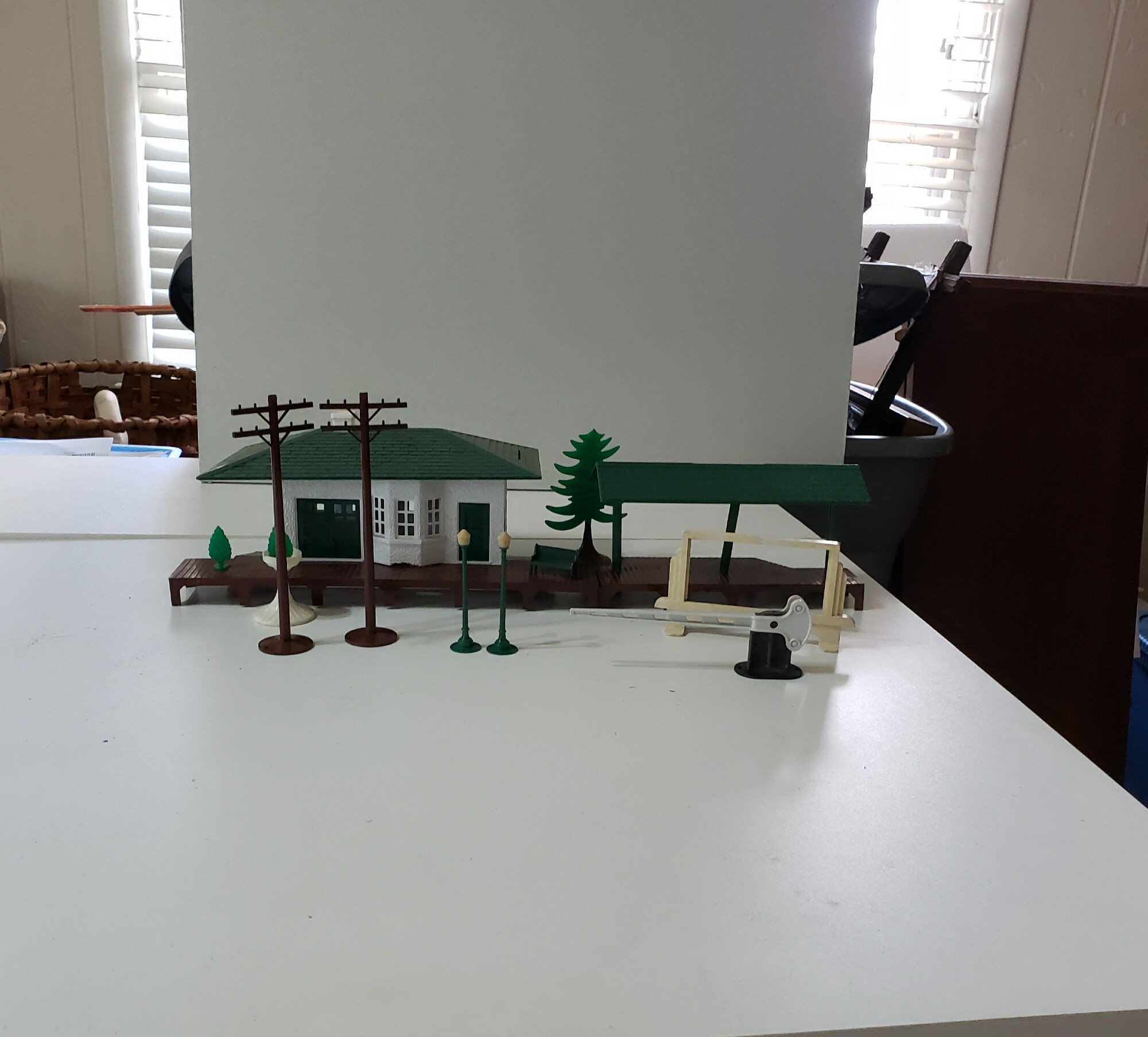 Vintage Toy Train Accessories Kit With RR Station, Freight Station ...