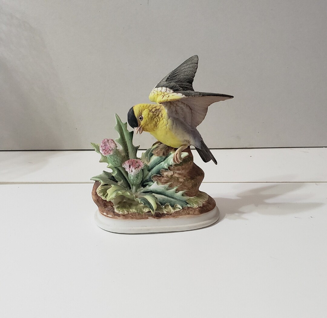 Vintage Lefton Gold Finch Figurine # 7703 - FREE SHIPPING!! - Etsy