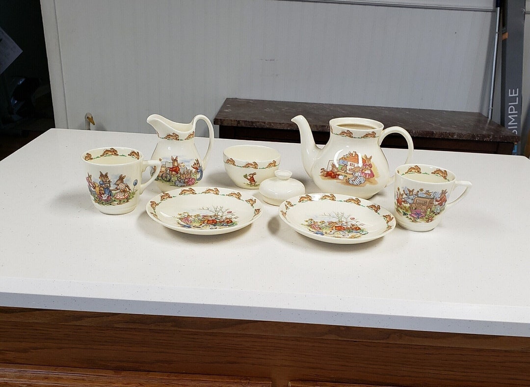 Vintage Bunnykins Royal Doulton 8 Piece Tea Set - FREE SHIPPING!! - Etsy