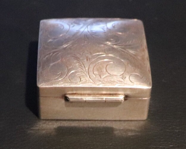 Sterling Silver square pill box