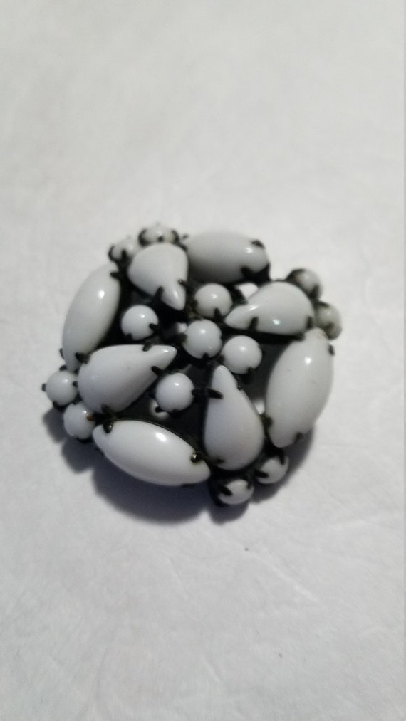 vintage milk glass pin - Gem