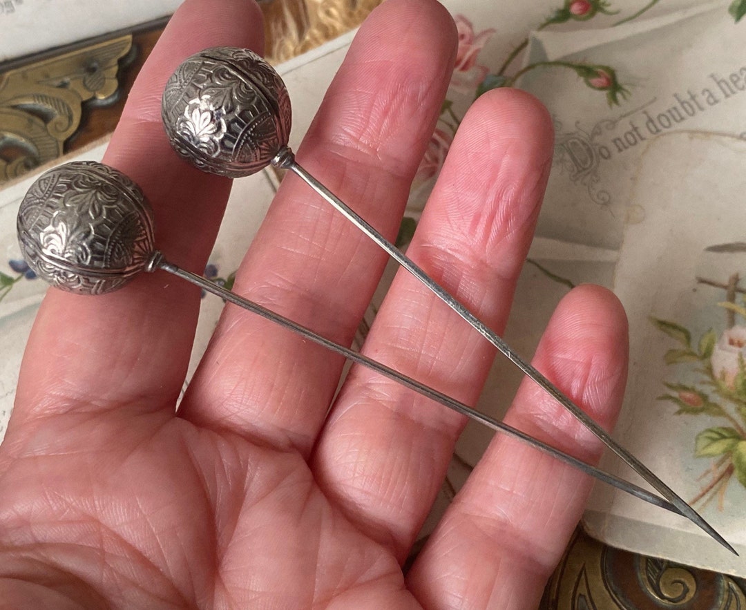 Unusual Pair of Antique Victorian /edwardian Silver Plated Decorated ...