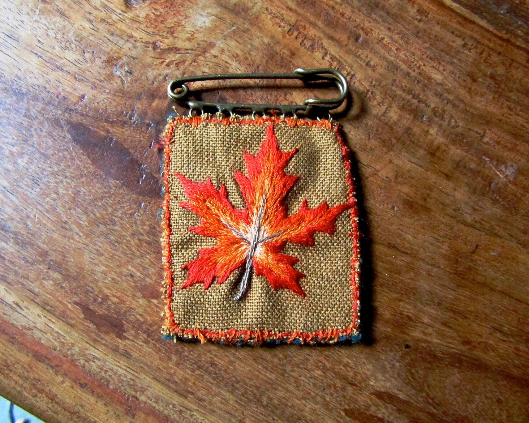 MAPLE LEAF BROOCH - Etsy