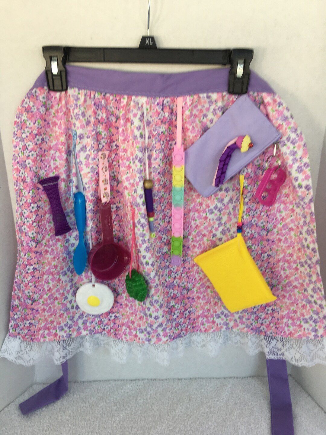 ADULT FIDGET APRON / Activity Apron - Etsy