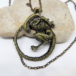 Alien Xenomorph Predator Pendant Necklace Jewelry, Predator Horror ...