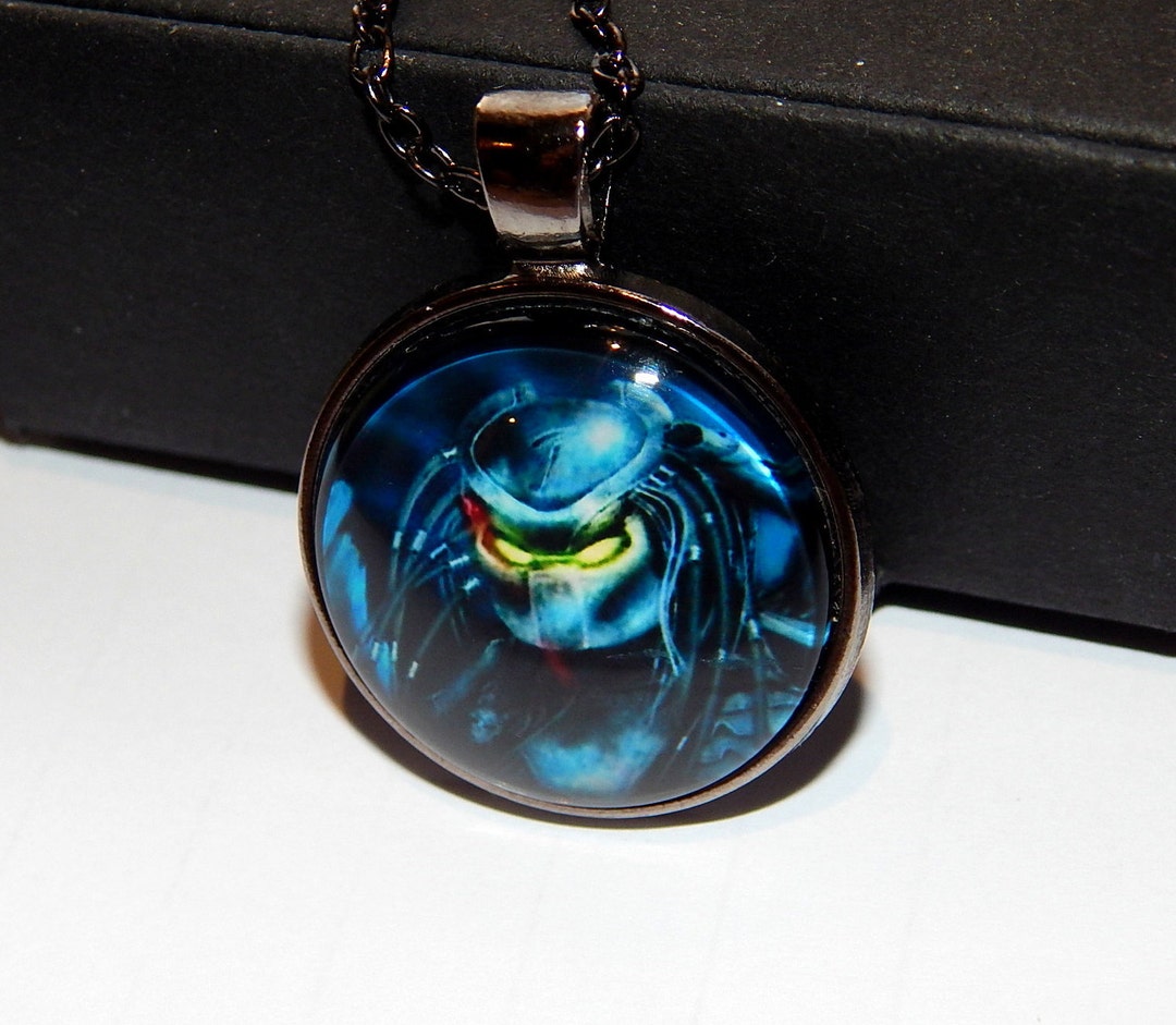Alien Xenomorph Predator Pendant Necklace Jewelry, Predator Horror ...