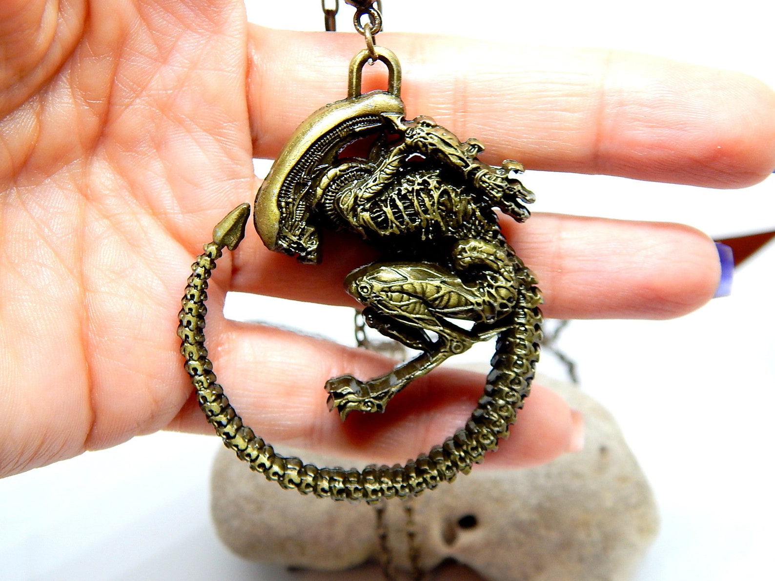 Alien Xenomorph Predator Pendant Necklace Jewelry, Predator Horror ...