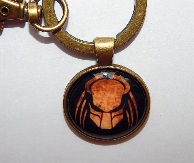 Alien Xenomorph Predator Pendant Necklace Jewelry Predator - Etsy