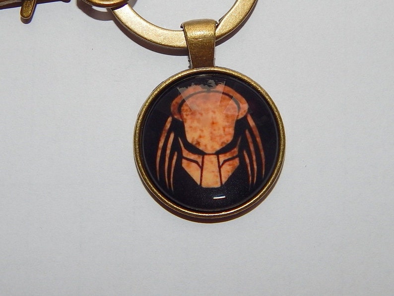 Alien Xenomorph Predator Pendant Necklace Jewelry Predator - Etsy